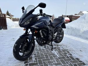 Yamaha FZ 6 2008 Gargždai, ar dzinēja tilpumu 0.60 L un nobraukumu 15 tūkst. km par 3600 €, foto  vietnē AUTOMOTO.COM.LV