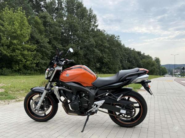 Oranžs Yamaha FZ 6 2006 Viļņa, ar dzinēja tilpumu 0.60 L un nobraukumu 59 tūkst. km par 2500 €, foto 2 vietnē AUTOMOTO.COM.LV
