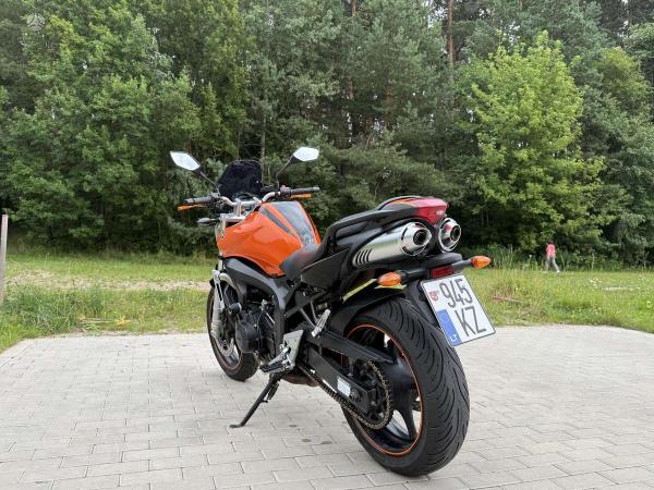 Oranžs Yamaha FZ 6 2006 Viļņa, ar dzinēja tilpumu 0.60 L un nobraukumu 59 tūkst. km par 2500 €, foto 3 vietnē AUTOMOTO.COM.LV