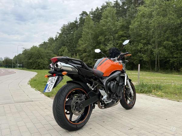 Oranžs Yamaha FZ 6 2006 Viļņa, ar dzinēja tilpumu 0.60 L un nobraukumu 59 tūkst. km par 2500 €, foto 4 vietnē AUTOMOTO.COM.LV