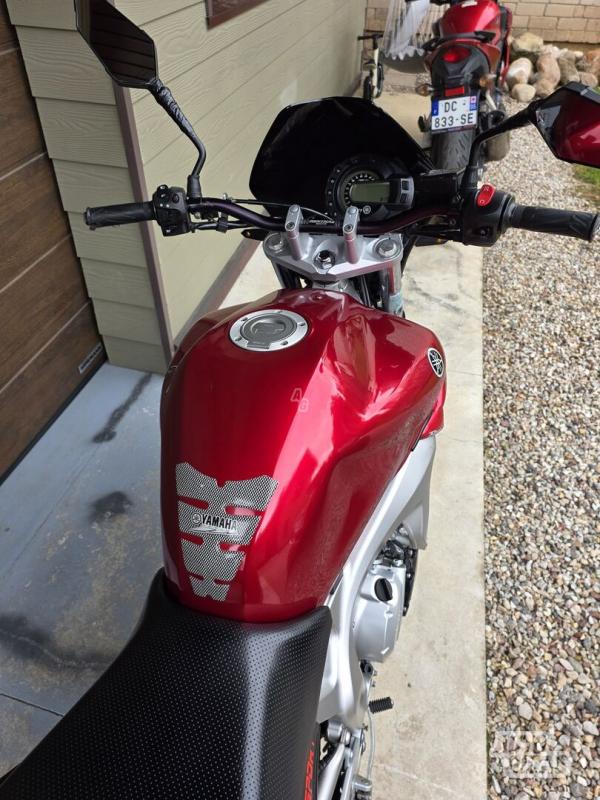 Sarkans Yamaha FZ 6 2005 Pasvalys, ar dzinēja tilpumu 0.60 L un nobraukumu 50 tūkst. km par 1449 €, foto 8 vietnē AUTOMOTO.COM.LV