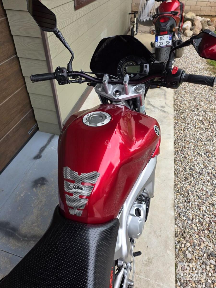 Красный Ямаха FZ 6 2005 в Пасвалис, объемом двигателя 0.60 л и пробегом 50 тыс. км за 1449 €, фото 9 на AUTOMOTO.COM.LV