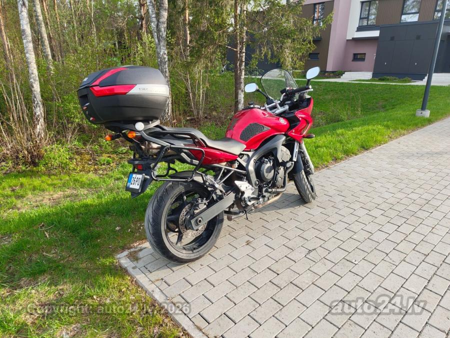 Красный Ямаха FZ 6 2006 в Рапла, объемом двигателя 0.60 л и пробегом 49 тыс. км за 2800 €, фото 3 на AUTOMOTO.COM.LV