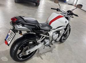 Белый Ямаха FZ 6 2004 в Каунас, объемом двигателя 0.60 л и пробегом 52 тыс. км за 1900 €, фото 16 на AUTOMOTO.COM.LV