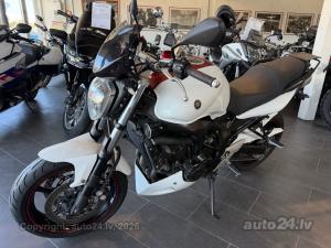 White Yamaha FZ 6 2008 in Tallinn, with an engine capacity of 0.60 L and mileage of 35 thousand km for 2990 €, photo 13 on AUTOMOTO.COM.LV