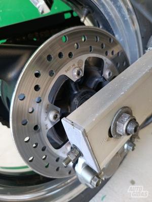Черный Ямаха FZ 600 2001 в Вильнюс, объемом двигателя 0.60 л и пробегом 42 тыс. км за 1650 €, фото 10 на AUTOMOTO.COM.LV