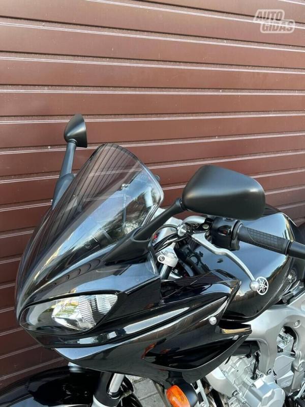 Black Yamaha FZ 600 2006 in Vilnius, with an engine capacity of 0.60 L and mileage of 19 thousand km for 3150 €, photo 4 on AUTOMOTO.COM.LV