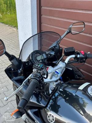 Black Yamaha FZ 600 2006 in Vilnius, with an engine capacity of 0.60 L and mileage of 19 thousand km for 3150 €, photo 20 on AUTOMOTO.COM.LV