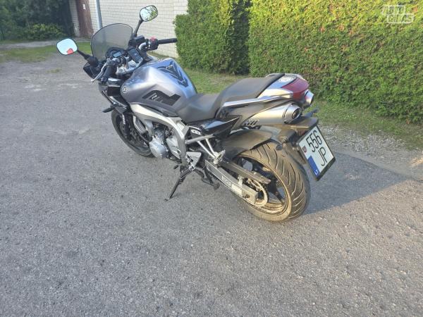Black Yamaha FZ 600 2006 in Kaunas, with an engine capacity of 0.60 L and mileage of 0 thousand km for 2000 €, photo 8 on AUTOMOTO.COM.LV
