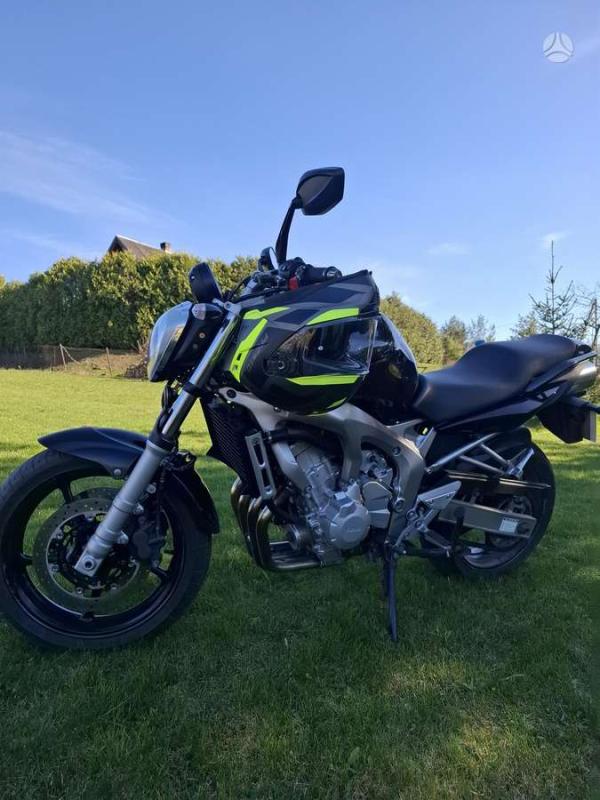 Black Yamaha FZ 600 2006 in Marijampole, with an engine capacity of 0.60 L and mileage of 26 thousand km for 2250 €, photo 1 on AUTOMOTO.COM.LV