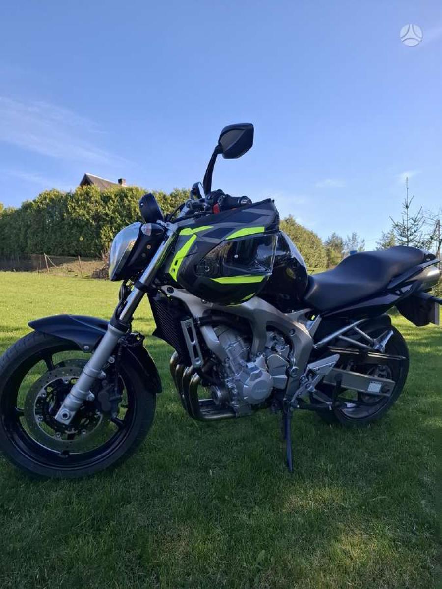 Black Yamaha FZ 600 2006 in Marijampole, with an engine capacity of 0.60 L and mileage of 26 thousand km for 2250 €, photo 1 on AUTOMOTO.COM.LV