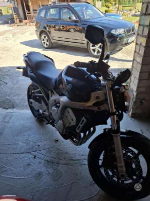 Black Yamaha FZ 600 2006 in Marijampole, with an engine capacity of 0.60 L and mileage of 26 thousand km for 2250 €, photo 7 on AUTOMOTO.COM.LV
