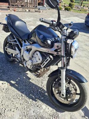 Black Yamaha FZ 600 2006 in Marijampole, with an engine capacity of 0.60 L and mileage of 26 thousand km for 2250 €, photo 9 on AUTOMOTO.COM.LV