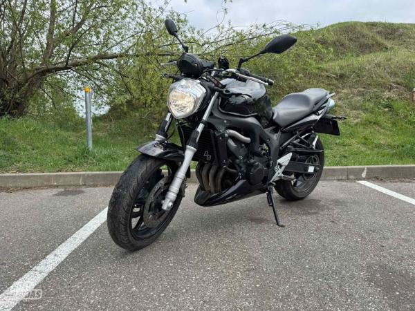 Черный Ямаха FZ 600 2007 в Вильнюс, объемом двигателя 0.60 л и пробегом 57 тыс. км за 2400 €, фото 1 на AUTOMOTO.COM.LV