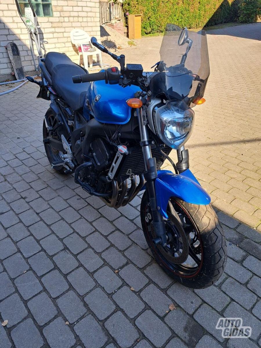 Blue Yamaha FZ 600 2015 in Kretinga, with an engine capacity of 0.60 L and mileage of 25 thousand km for 2700 €, photo 3 on AUTOMOTO.COM.LV