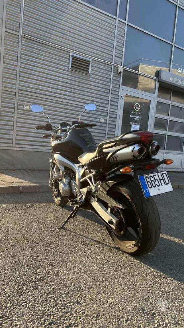 Yamaha FZ 600 2004 in Vilnius, with an engine capacity of 0.60 L and mileage of 40 thousand km for 2350 €, photo 9 on AUTOMOTO.COM.LV