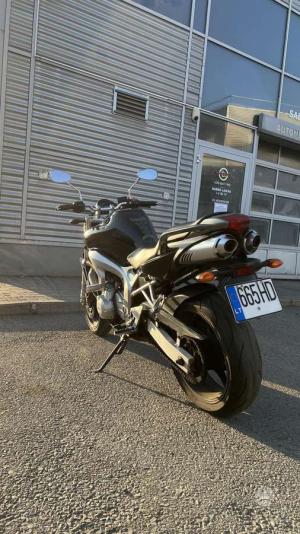 Yamaha FZ 600 2004 in Vilnius, with an engine capacity of 0.60 L and mileage of 40 thousand km for 2350 €, photo 10 on AUTOMOTO.COM.LV