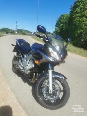 Ямаха FZ 600 2005 в Таураге, объемом двигателя 0.60 л и пробегом 34 тыс. км за 2200 €, фото  на AUTOMOTO.COM.LV