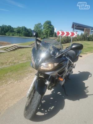 Ямаха FZ 600 2005 в Таураге, объемом двигателя 0.60 л и пробегом 34 тыс. км за 2200 €, фото 3 на AUTOMOTO.COM.LV