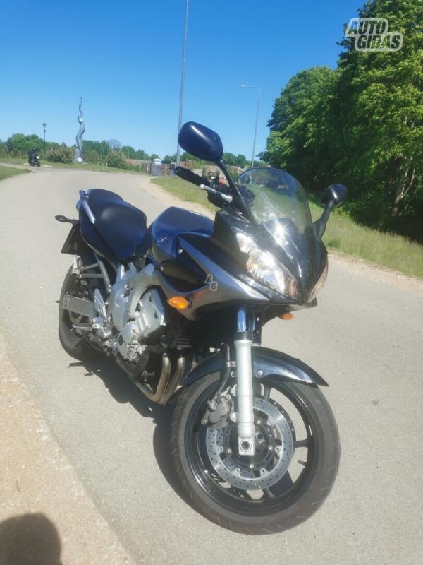 Ямаха FZ 600 2005 в Таураге, объемом двигателя 0.60 л и пробегом 34 тыс. км за 2000 €, фото 3 на AUTOMOTO.COM.LV