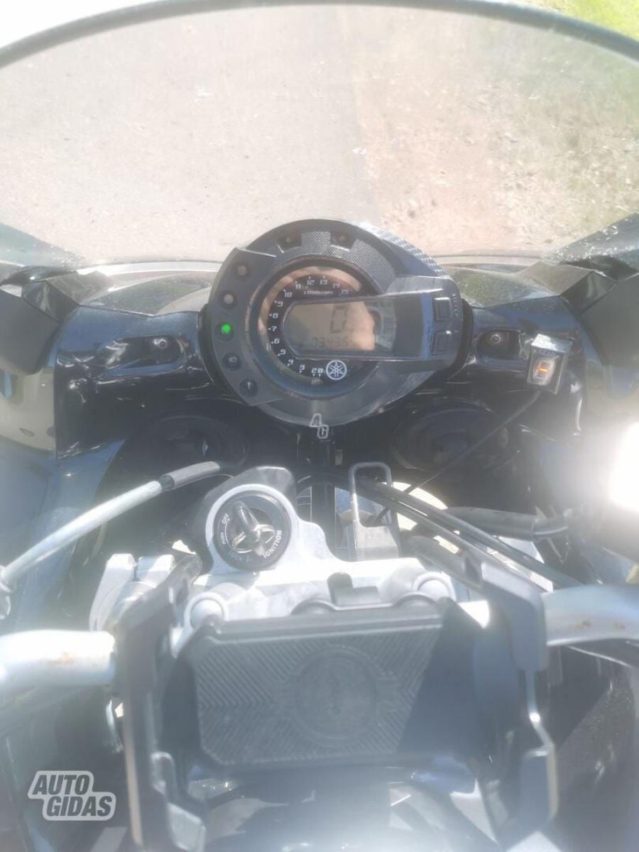 Yamaha FZ 600 2005 Tauragė, ar dzinēja tilpumu 0.60 L un nobraukumu 34 tūkst. km par 2000 €, foto 6 vietnē AUTOMOTO.COM.LV
