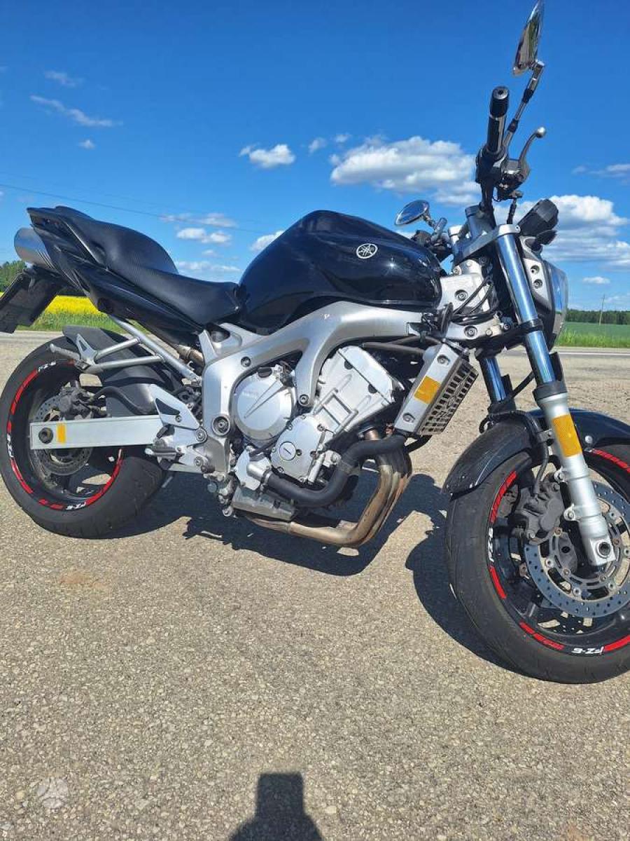 Ямаха FZ 600 2005 в Паневежис, объемом двигателя 0.60 л и пробегом 599 тыс. км за 2200 €, фото 1 на AUTOMOTO.COM.LV