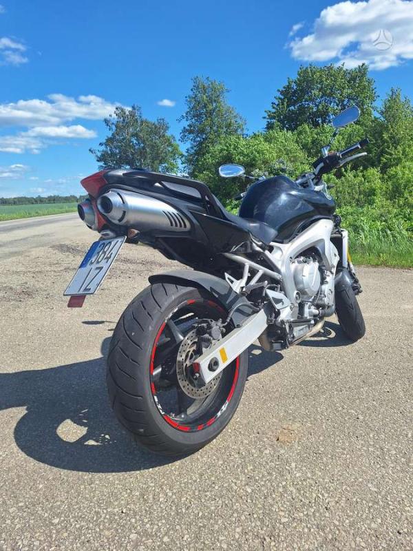 Yamaha FZ 600 2005 in Panevezys, with an engine capacity of 0.60 L and mileage of 599 thousand km for 2200 €, photo 5 on AUTOMOTO.COM.LV