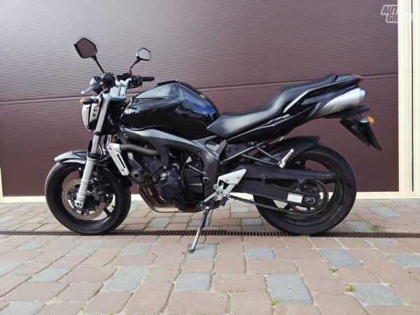 Yamaha FZ 600 2005 Viļņa, ar dzinēja tilpumu 0.00 L un nobraukumu 0 tūkst. km par 1600 €, foto 2 vietnē AUTOMOTO.COM.LV