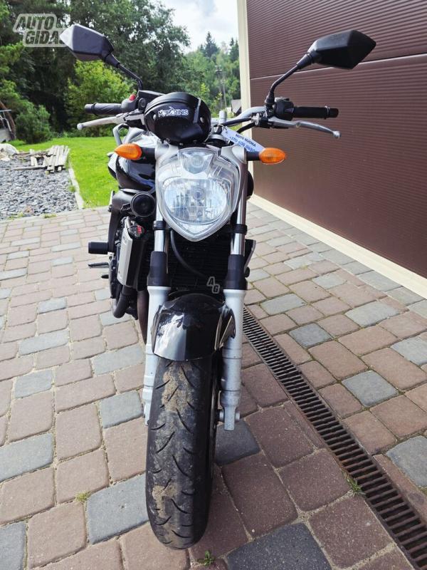 Yamaha FZ 600 2005 Viļņa, ar dzinēja tilpumu 0.00 L un nobraukumu 0 tūkst. km par 1600 €, foto 3 vietnē AUTOMOTO.COM.LV