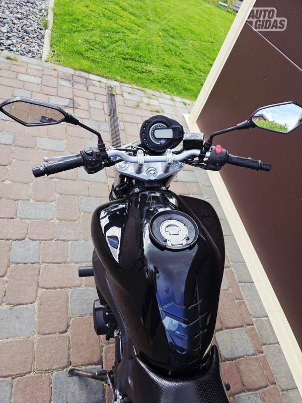 Yamaha FZ 600 2005 Viļņa, ar dzinēja tilpumu 0.00 L un nobraukumu 0 tūkst. km par 1600 €, foto 5 vietnē AUTOMOTO.COM.LV