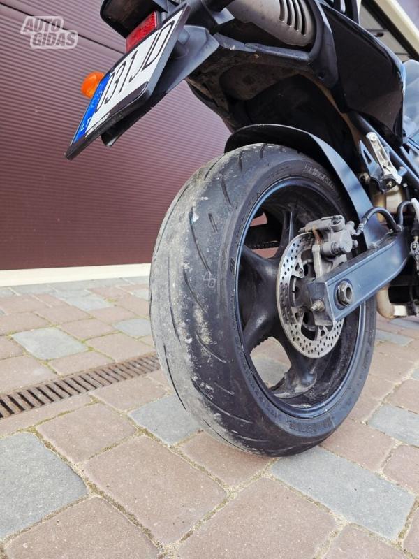 Yamaha FZ 600 2005 Viļņa, ar dzinēja tilpumu 0.00 L un nobraukumu 0 tūkst. km par 1600 €, foto 8 vietnē AUTOMOTO.COM.LV
