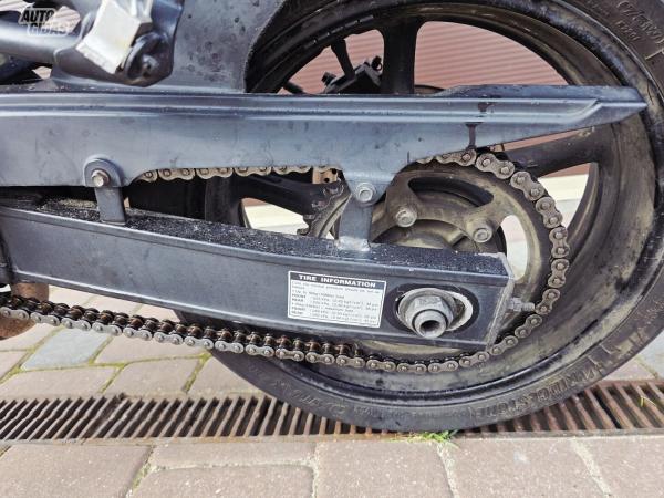 Yamaha FZ 600 2005 Viļņa, ar dzinēja tilpumu 0.00 L un nobraukumu 0 tūkst. km par 1600 €, foto 10 vietnē AUTOMOTO.COM.LV