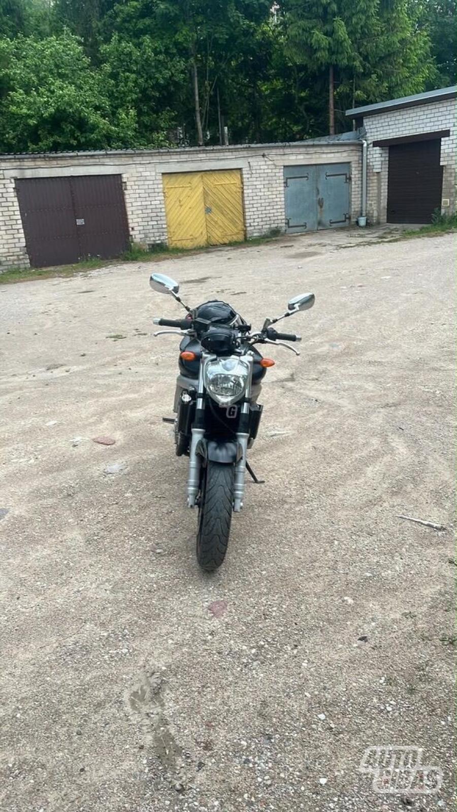 Yamaha FZ 600 2006 in Klaipeda, with an engine capacity of 0.00 L and mileage of 0 thousand km for 2500 €, photo 7 on AUTOMOTO.COM.LV