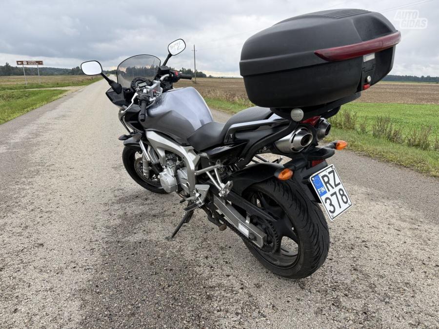 Yamaha FZ 600 2006 in Radviliskis, with an engine capacity of 0.00 L and mileage of 0 thousand km for 1500 €, photo 5 on AUTOMOTO.COM.LV