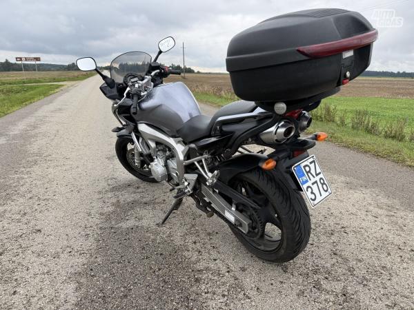 Yamaha FZ 600 2006 in Radviliskis on AUTOMOTO.COM.LV Yamaha FZ 600 2006 in Radviliskis, with an engine capacity of 0.00 L and mileage of 0 thousand km for 1500 €, photo 8 on AUTOMOTO.COM.LV