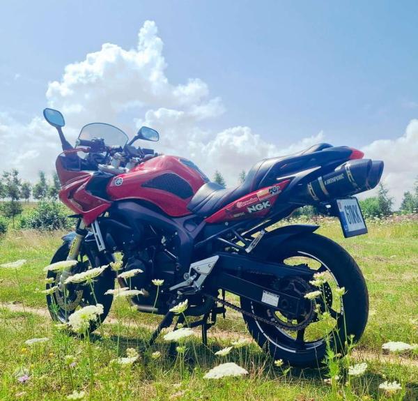 Red Yamaha FZ 600 2006 in Vilnius, with an engine capacity of 0.60 L and mileage of 0 thousand km for 2500 €, photo 2 on AUTOMOTO.COM.LV