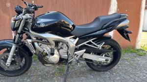 Черный Ямаха FZ 6N 2004 в Клайпеда, объемом двигателя 0.60 л и пробегом 19 тыс. км за 2800 €, фото 3 на AUTOMOTO.COM.LV