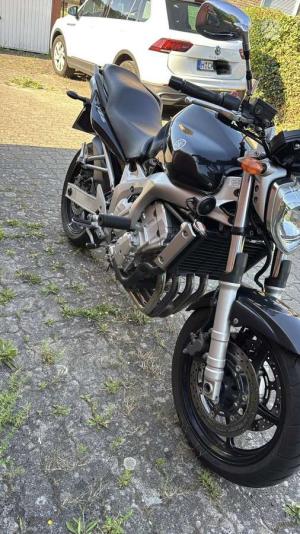 Черный Ямаха FZ 6N 2004 в Клайпеда, объемом двигателя 0.60 л и пробегом 19 тыс. км за 2800 €, фото 4 на AUTOMOTO.COM.LV