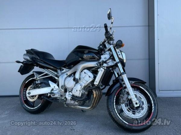 Black Yamaha FZ 6N 2004 in Tallinn, with an engine capacity of 0.60 L and mileage of 38 thousand km for 3000 €, photo 1 on AUTOMOTO.COM.LV