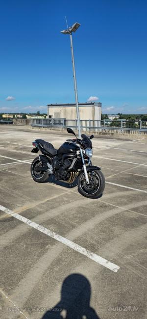 Черный Ямаха FZ 6N 2005 в Пярну, объемом двигателя 0.60 л и пробегом 44 тыс. км за 2700 €, фото 3 на AUTOMOTO.COM.LV