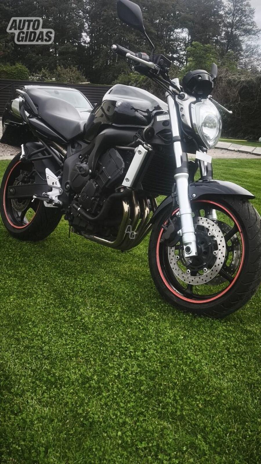 Melns Yamaha FZ 6N 2007 Marijampole, ar dzinēja tilpumu 0.60 L un nobraukumu 0 tūkst. km par 2700 €, foto 1 vietnē AUTOMOTO.COM.LV