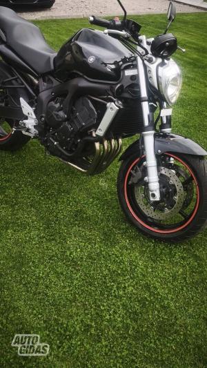 Melns Yamaha FZ 6N 2007 Marijampole, ar dzinēja tilpumu 0.60 L un nobraukumu 0 tūkst. km par 2700 €, foto 4 vietnē AUTOMOTO.COM.LV