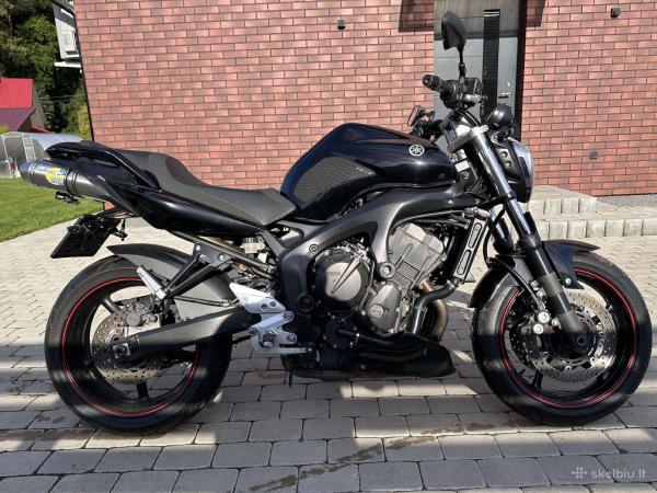 Yamaha FZ 6N 2009 Kretinga vietnē Melns Yamaha FZ 6N 2009 Kretinga, ar dzinēja tilpumu 0.60 L un nobraukumu 53 tūkst. km par 3000 €, foto 1 vietnē AUTOMOTO.COM.LV