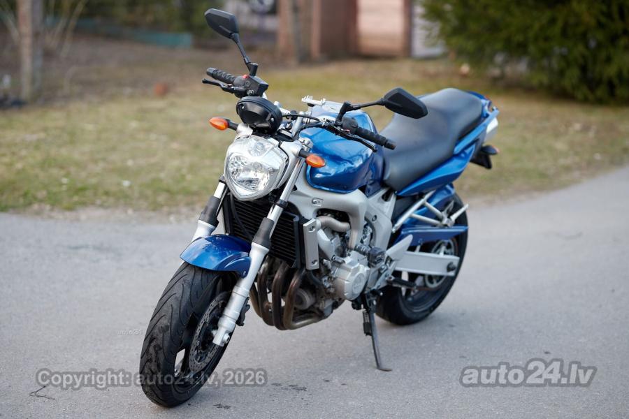 Blue Yamaha FZ 6N 2004 in Tallinn, with an engine capacity of 0.60 L and mileage of 38 thousand km for 2950 €, photo 4 on AUTOMOTO.COM.LV