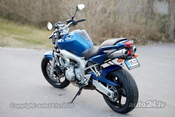 Blue Yamaha FZ 6N 2004 in Tallinn, with an engine capacity of 0.60 L and mileage of 38 thousand km for 2950 €, photo 5 on AUTOMOTO.COM.LV