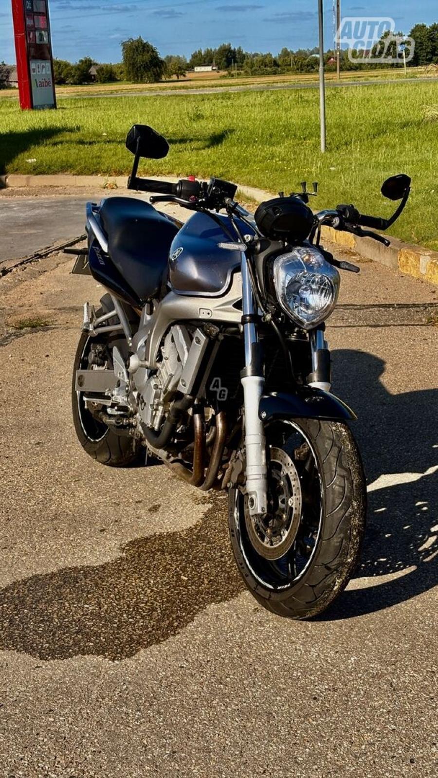 Grey Yamaha FZ 6N 2005 in Vilnius, with an engine capacity of 0.60 L and mileage of 24 thousand km for 2300 €, photo 6 on AUTOMOTO.COM.LV