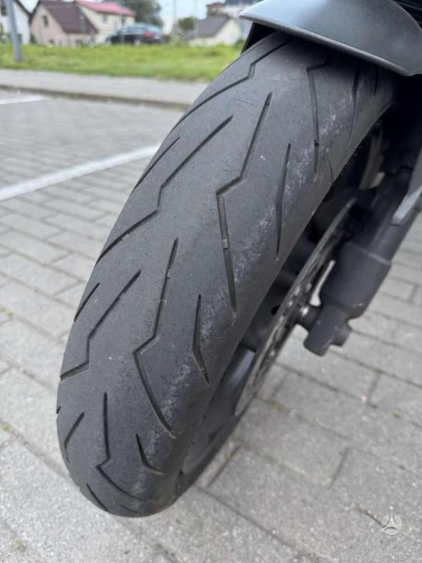 Pelēks Yamaha FZ 6N 2009 Viļņa, ar dzinēja tilpumu 0.60 L un nobraukumu 55 tūkst. km par 2500 €, foto 5 vietnē AUTOMOTO.COM.LV