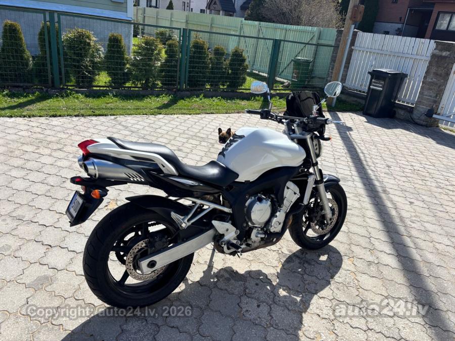 Ямаха FZ 6N 2004 в Таллин, объемом двигателя 0.60 л и пробегом 35 тыс. км за 2800 €, фото 3 на AUTOMOTO.COM.LV