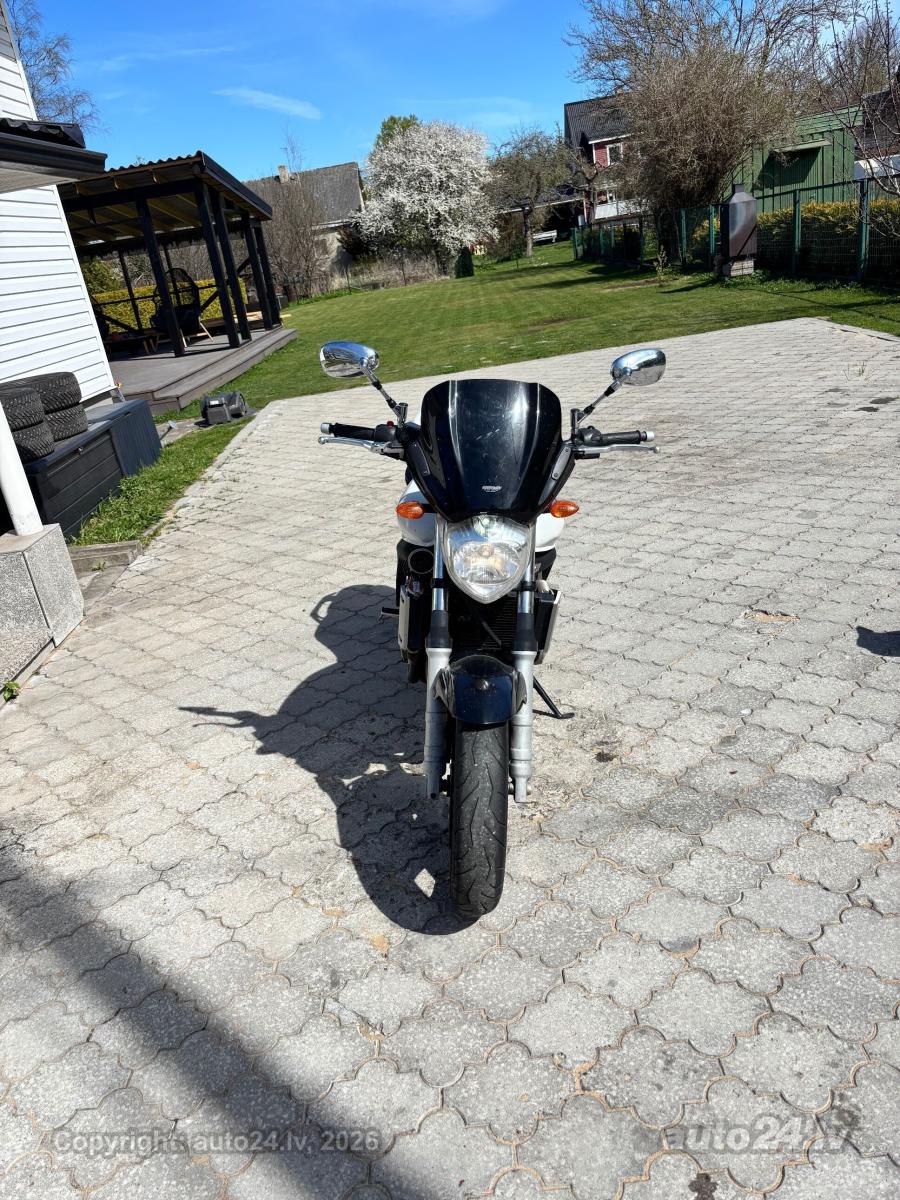 Ямаха FZ 6N 2004 в Таллин, объемом двигателя 0.60 л и пробегом 35 тыс. км за 2800 €, фото 6 на AUTOMOTO.COM.LV