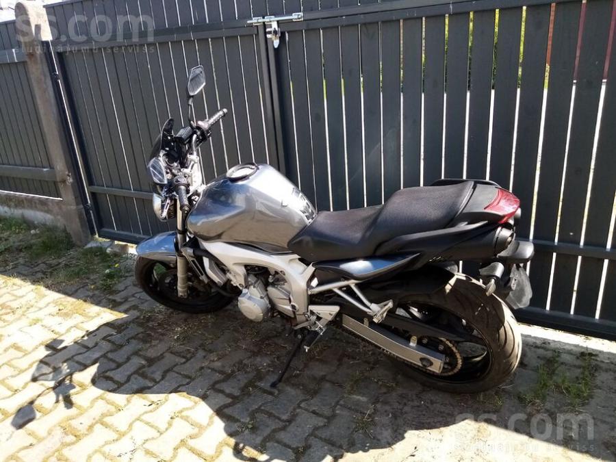 Yamaha FZ 6N 2005 Rīga, ar dzinēja tilpumu 0.60 L un nobraukumu 0 tūkst. km par 2800 €, foto 10 vietnē AUTOMOTO.COM.LV